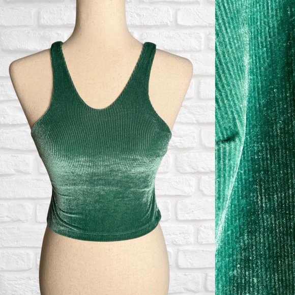 Urban Outfitters | Tops | Nwt Urban Outfitters Green Ribbed Velvet Crop ...